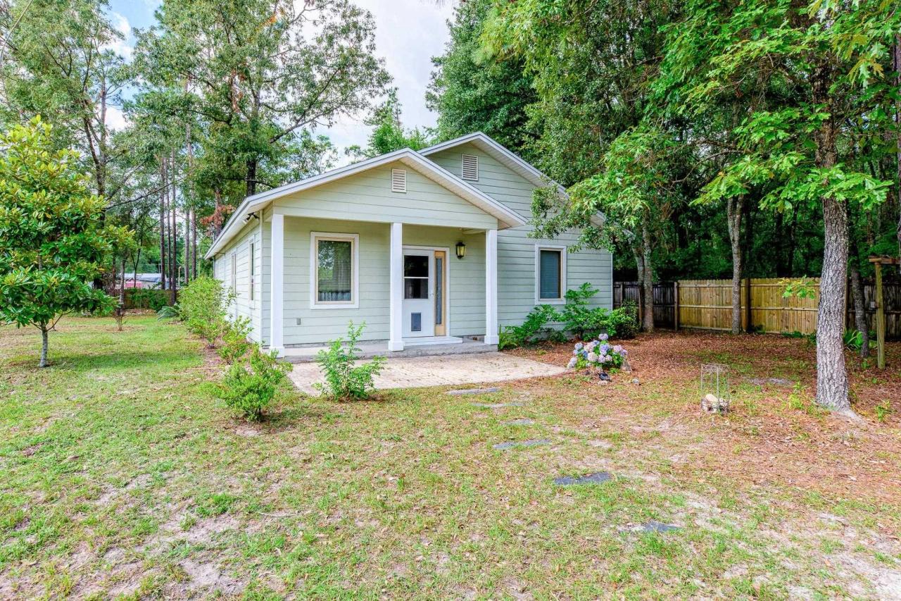 Back on Market: Must-See! 1047 W Oak Ridge Road, TALLAH